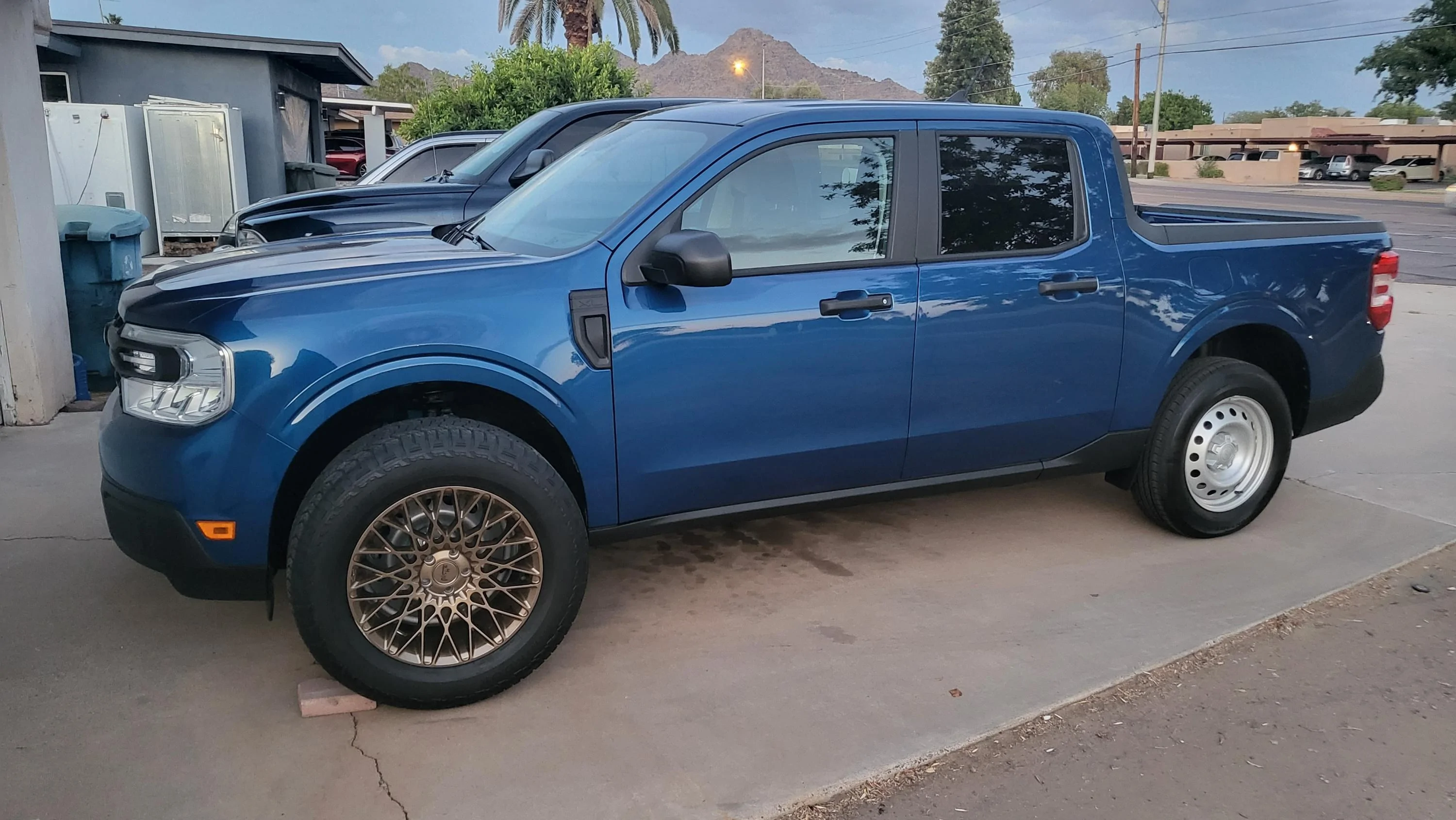245/65/17 Toyo Open Country AT III tires + Method 502 wheels installed ...