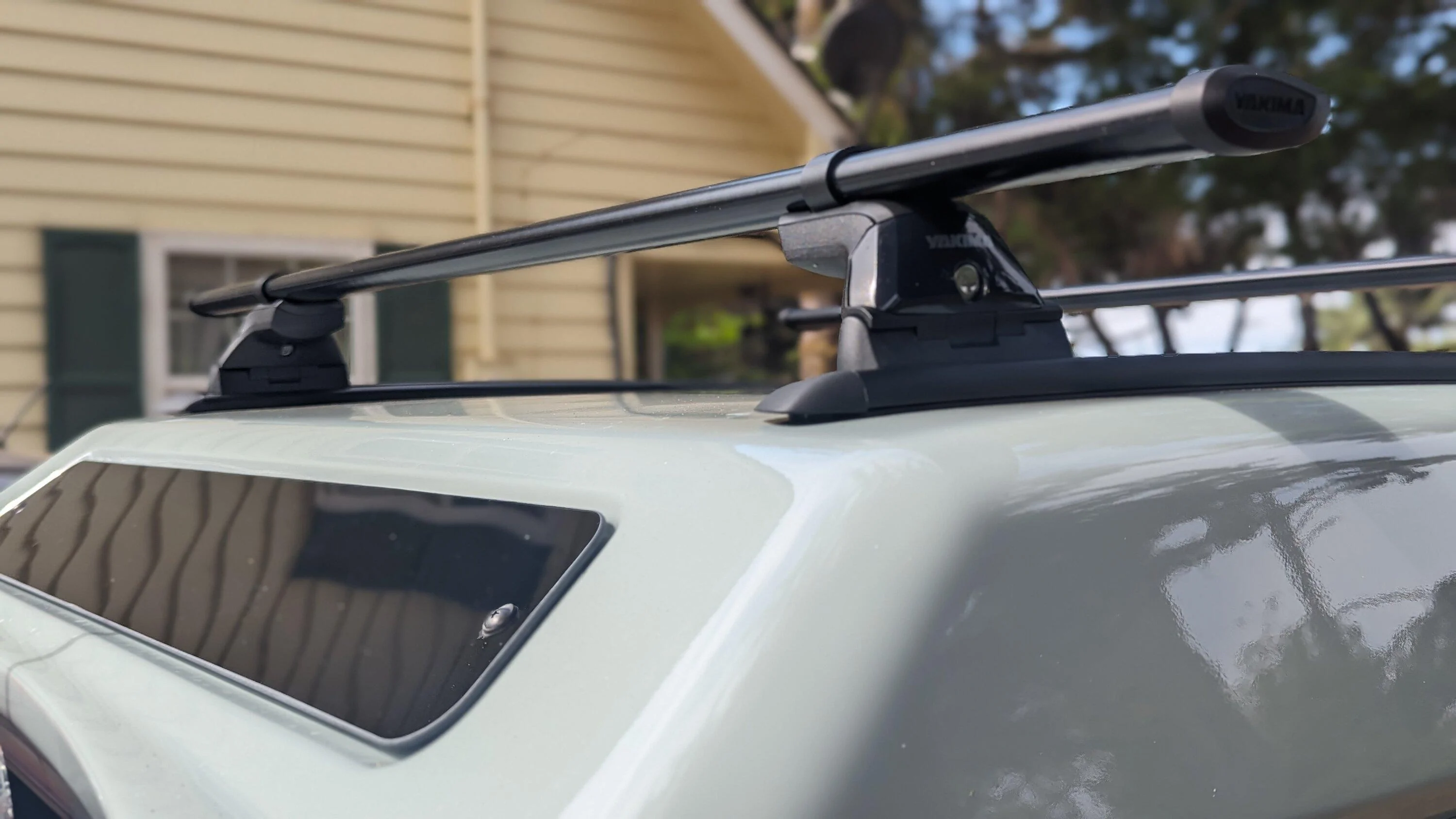 A.R.E. MX Series Topper / Truck cap Installed on 2023 Hybrid XLT in ...