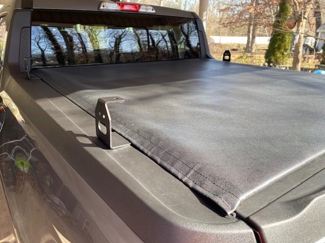 Tonneau and cross bed rails installed | MaverickTruckClub - 2022+ Ford ...