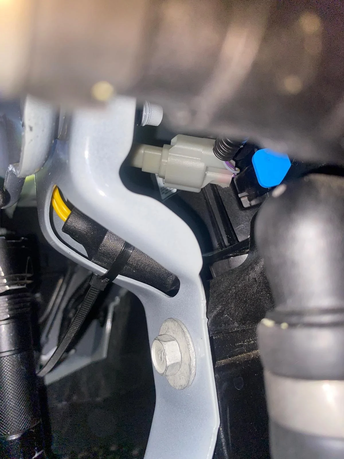 MegaOhm external speaker bypass kit installed | MaverickTruckClub ...