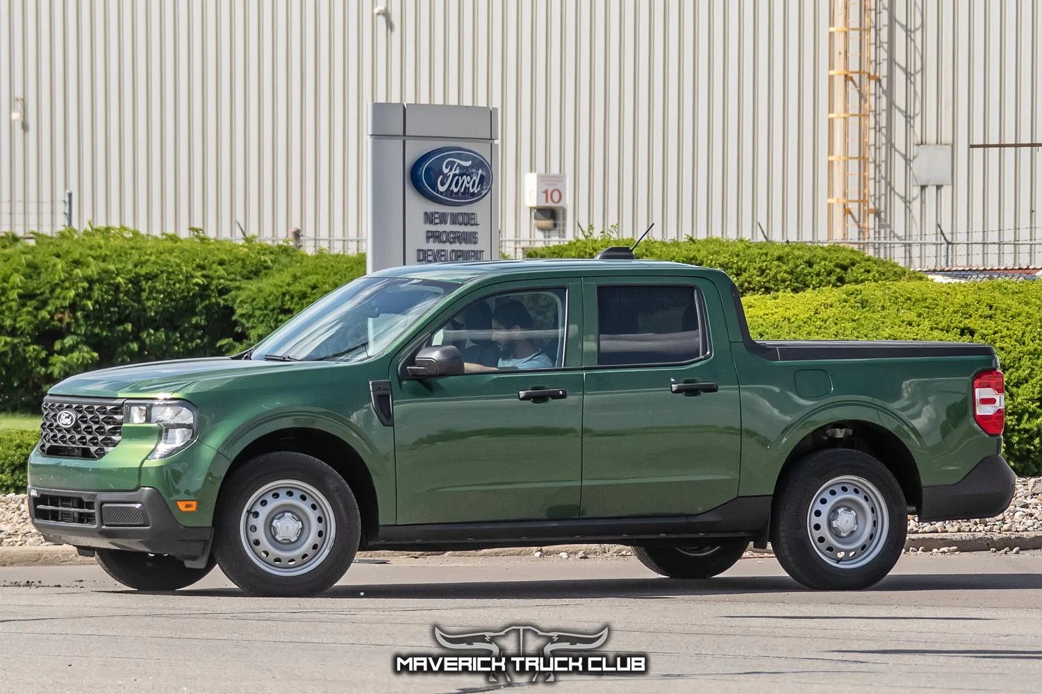 Spied: Eruption Green 2025 Maverick XL on Steelies / XLT with New ...
