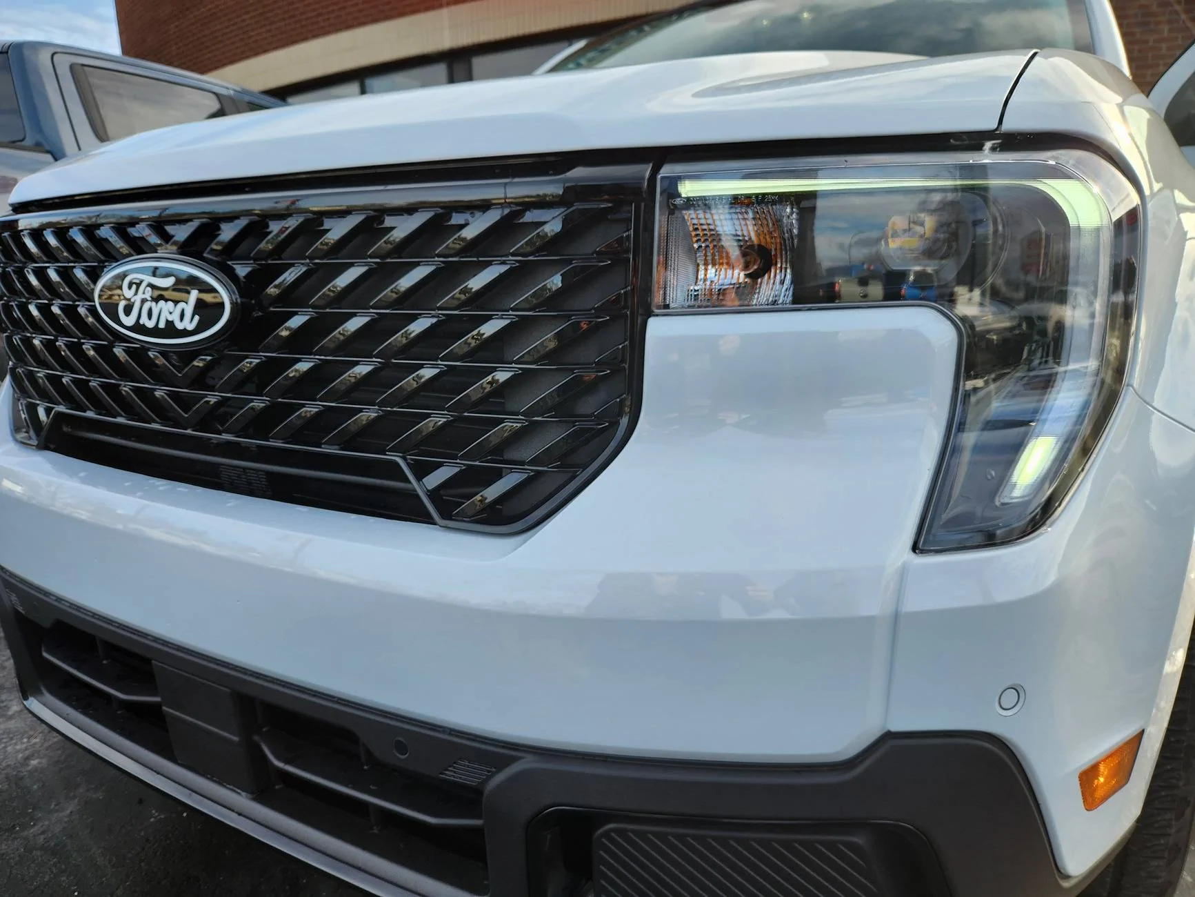 No more hate for the 2025 facelift's new front end design ...