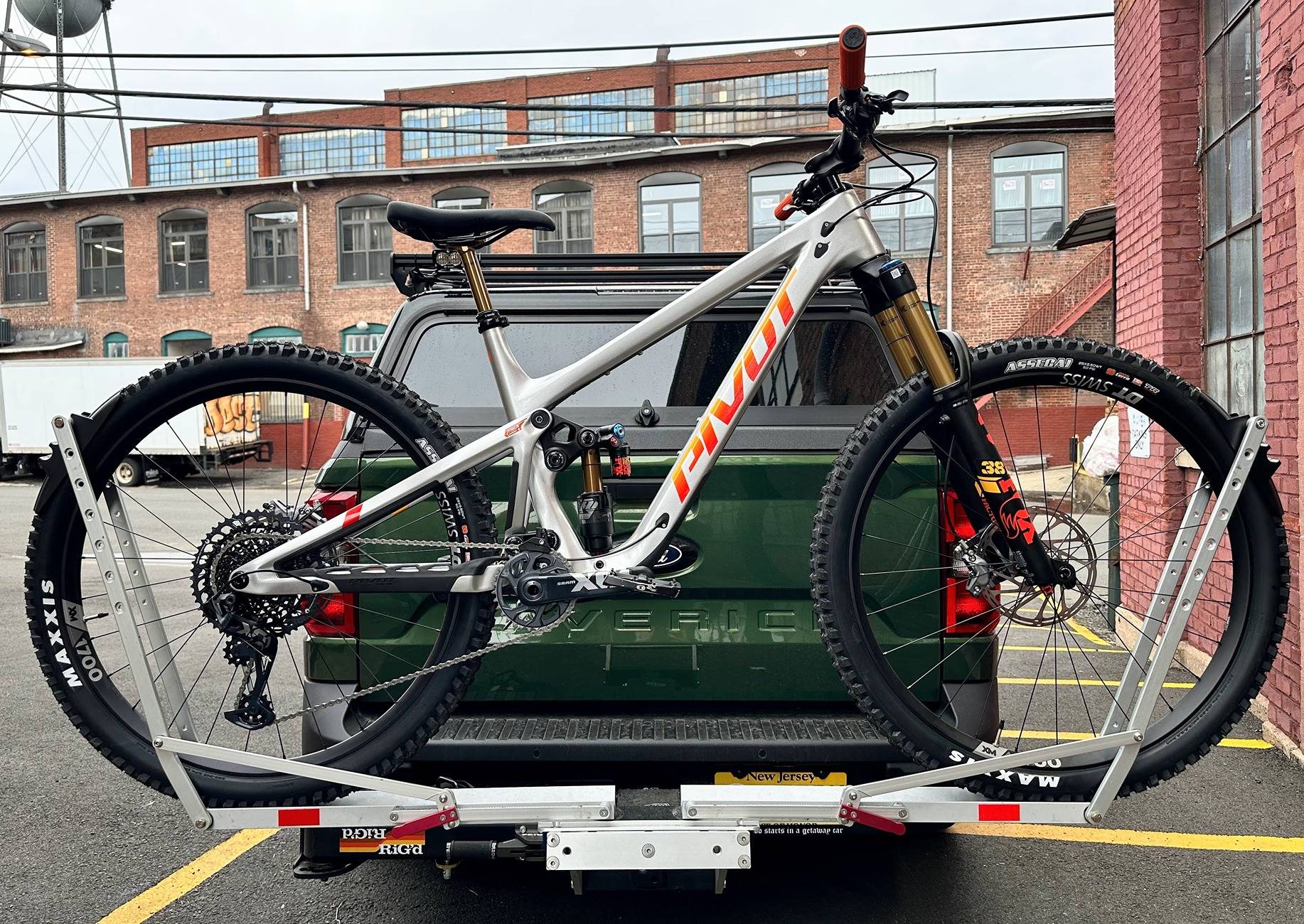 Rear View Camera and Bike Racks..... | MaverickTruckClub - 2022+ Ford ...
