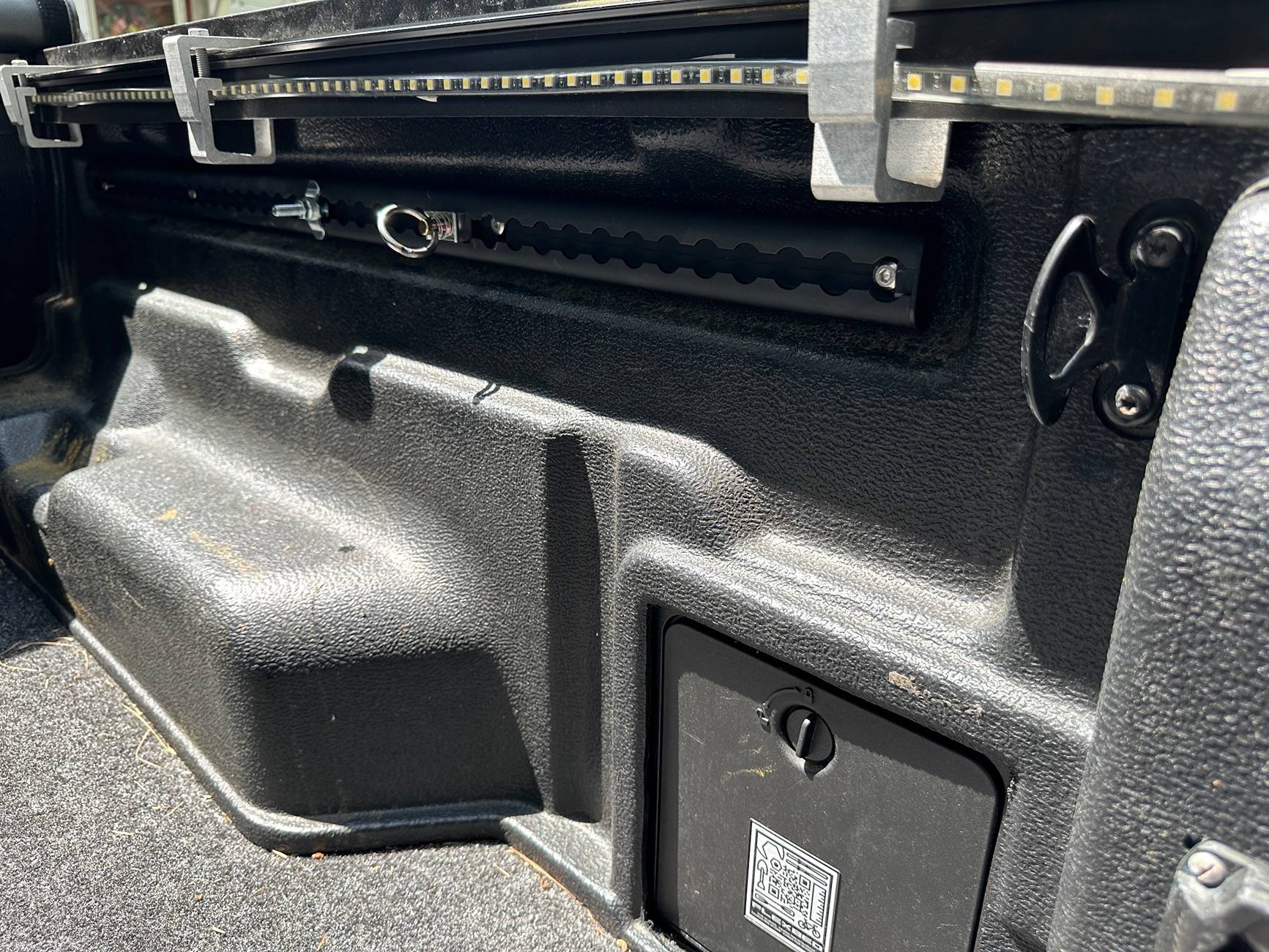 Maxzina Trail Rail System installed | MaverickTruckClub - 2022+ Ford ...