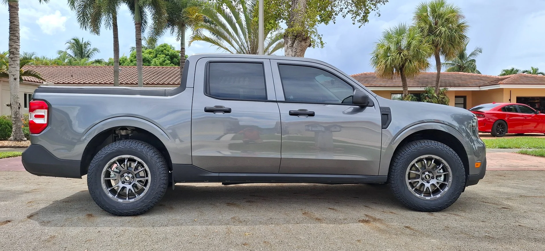 Aftermarket Custom Wheels Tire Photos And Specs On Maverick