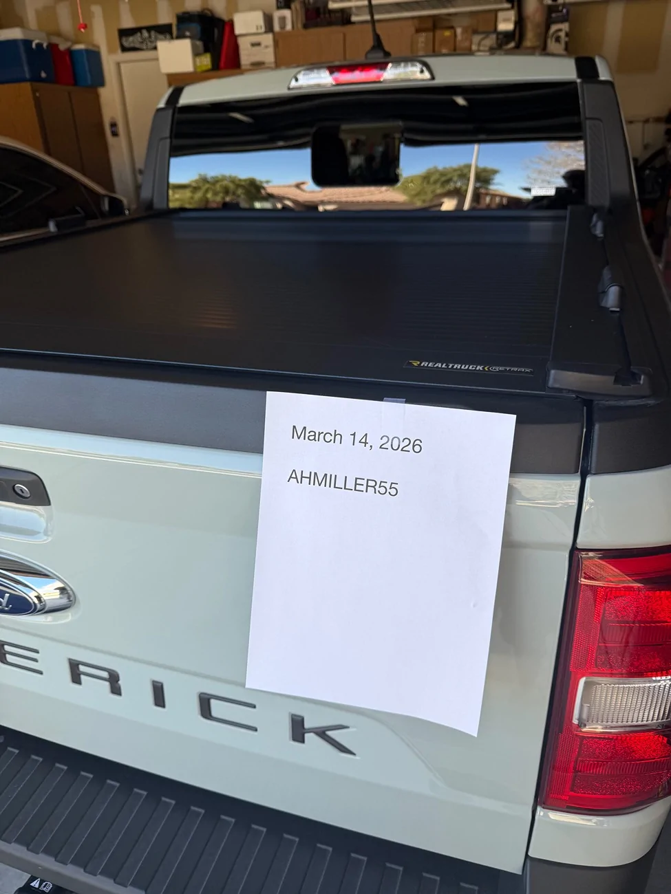 Nevada - REALTRUCK RetraxONE XR Tonneau Cover T-60337 ...