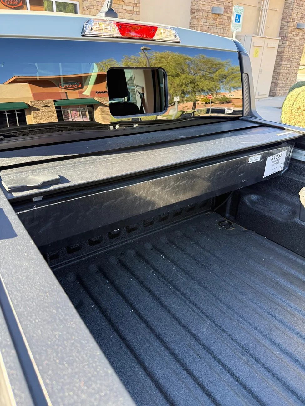 Nevada - REALTRUCK RetraxONE XR Tonneau Cover T-60337 ...