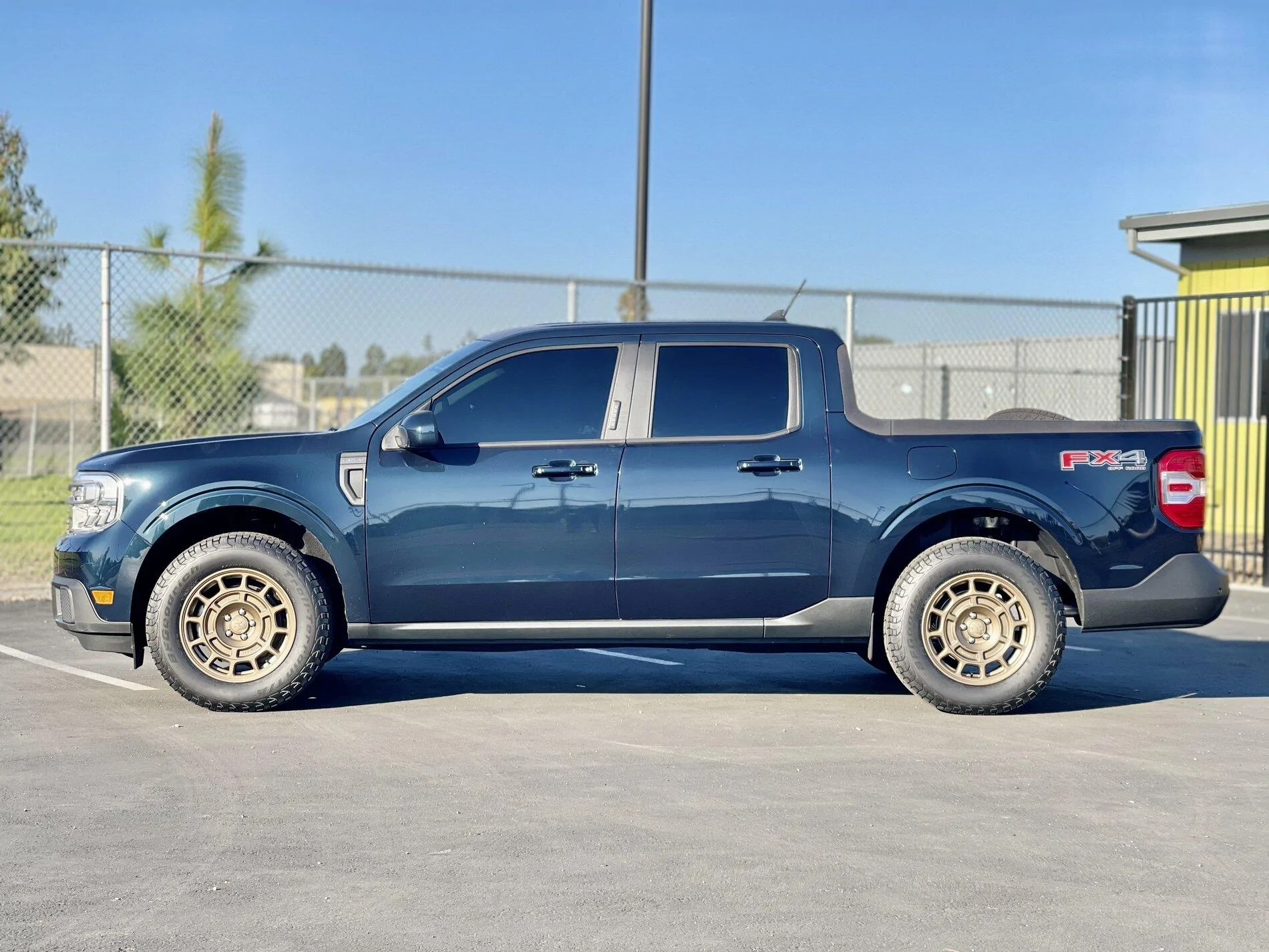 Aftermarket / Custom Wheels & Tire Photos and Specs (on Maverick ...
