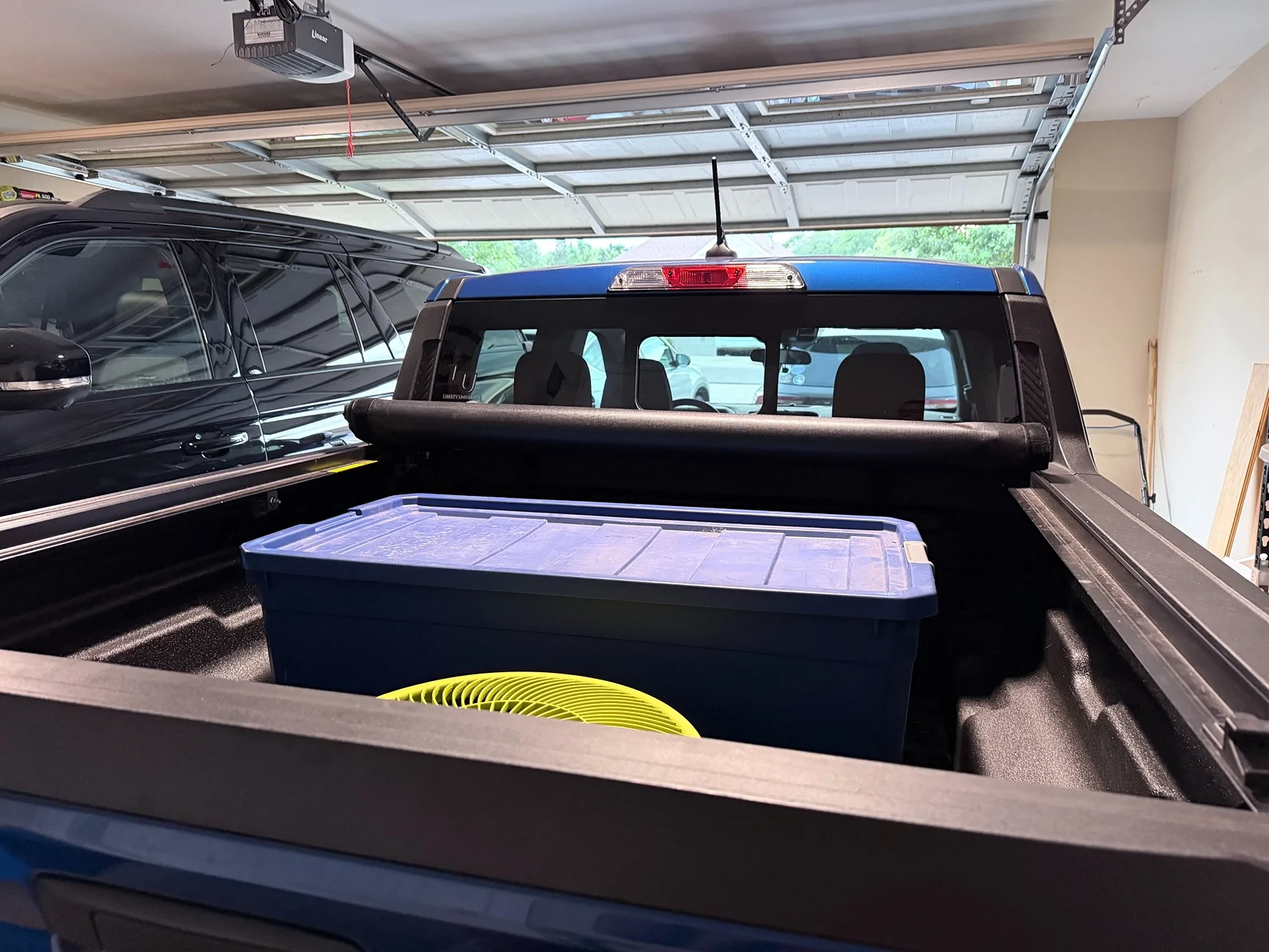 Review - Wolfbox SmartSlide Electric Retractable Bed Cover ...