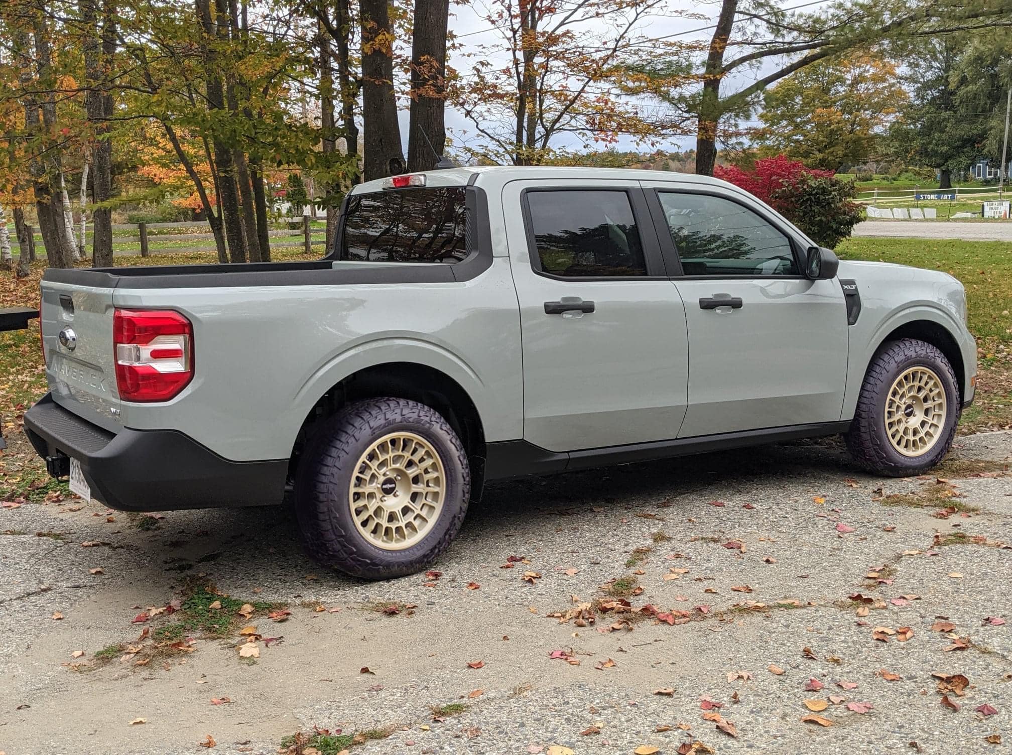 Aftermarket / Custom Wheels & Tire Photos and Specs (on Maverick ...