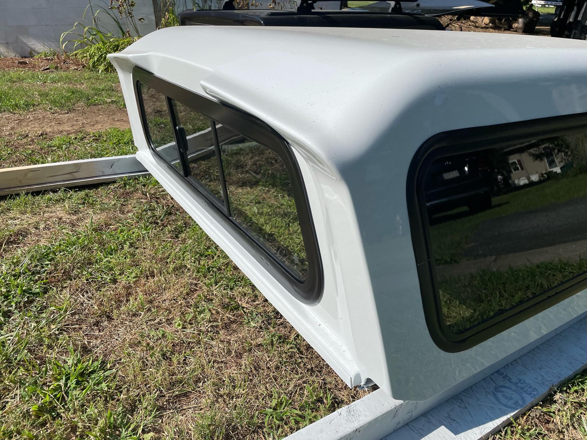 Ranch Mid-Rise cap topper photos | MaverickTruckClub - 2022+ Ford ...