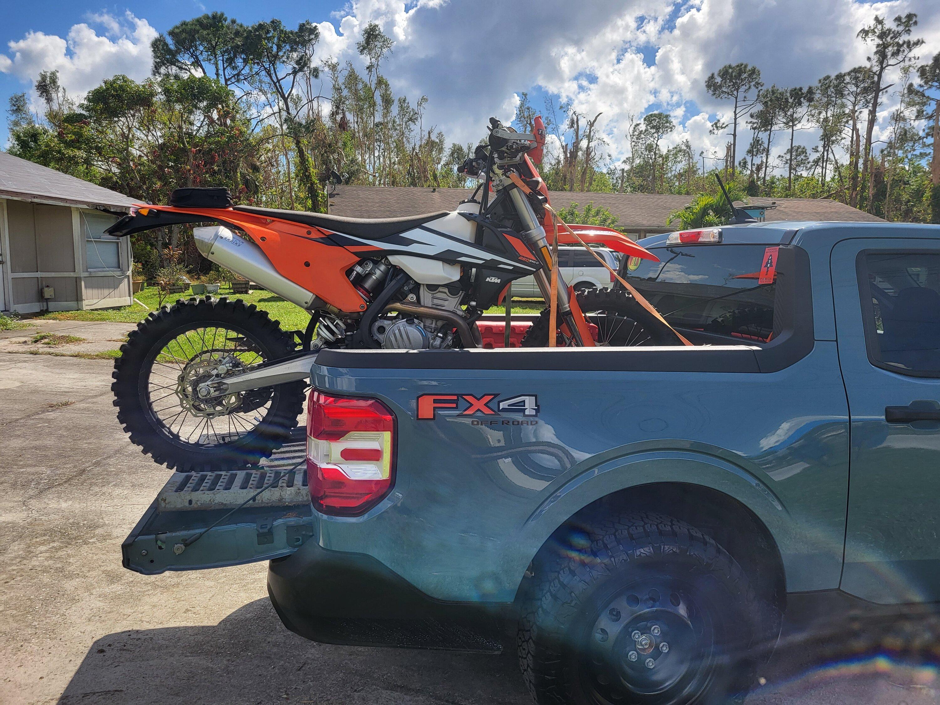 Dirt bike is a natural fit in the bed | MaverickTruckClub - 2022+ Ford Maverick Pickup Forum ...