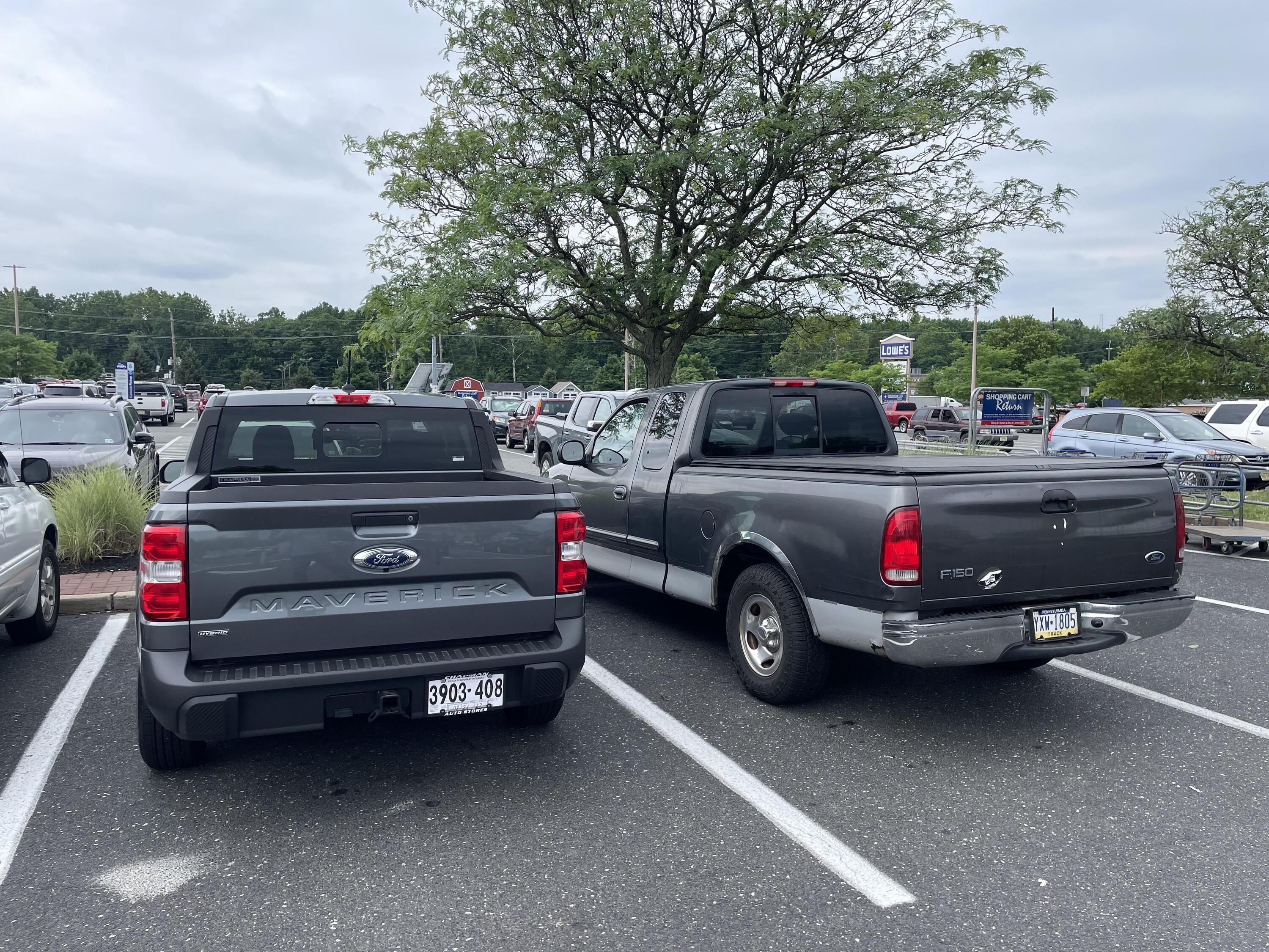 My Maverick XLT next to it's BIG brother, F350 Super Duty Dually ...