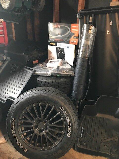 My 2023 Shadow Black Maverick XLT (BAP Black Appearance Package) Eco 4k ...